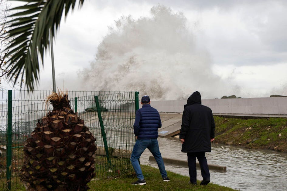 Une «méga-tempête» fait rage en Russie, en Crimée et en Ukraine | blue News