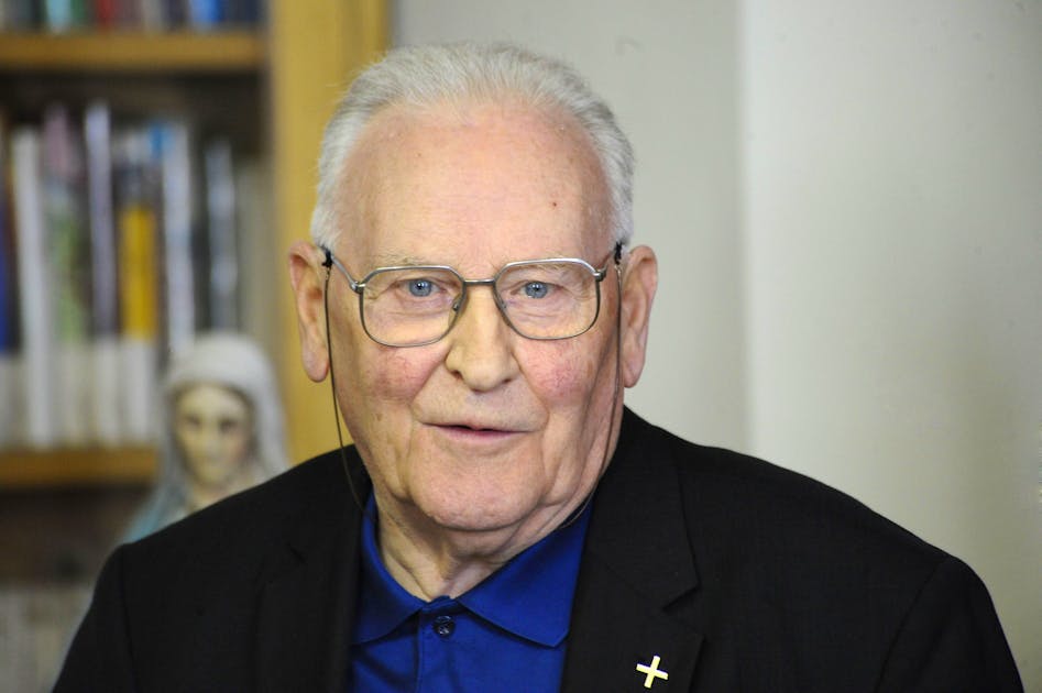 Addio a Don Ernesto Storelli, già vicario generale | blue News