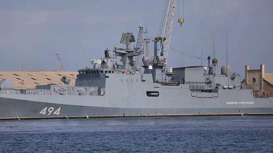 Kiev affonda la nave russa Ivanovets vicino alla Crimea | blue News