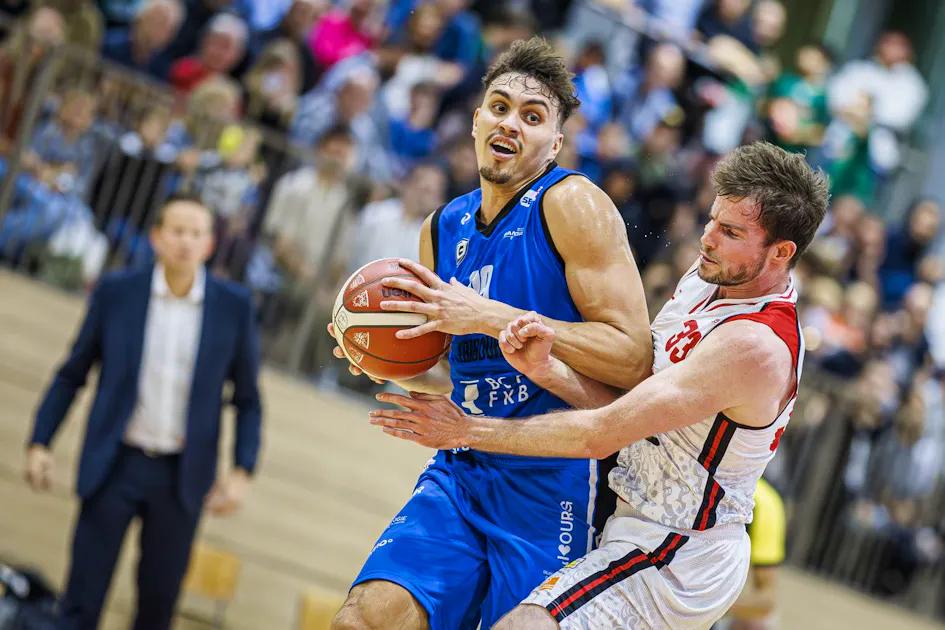 SBL: Fribourg donne une leçon des plus sévères à Nyon | blue News
