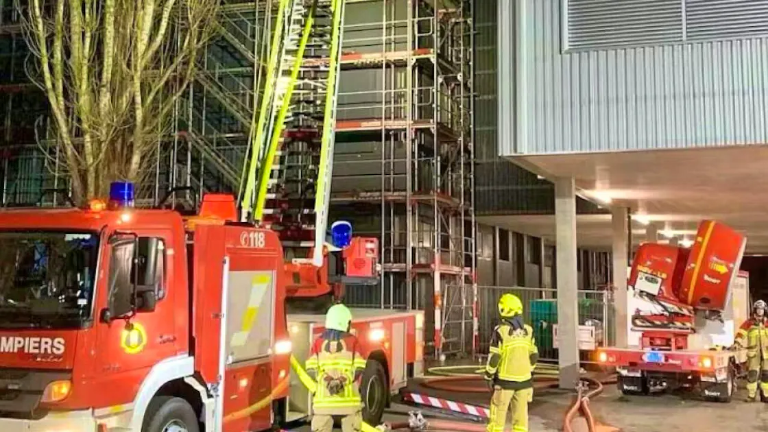 Bern: Brand in einem Industriegebäude in Brügg | blue News