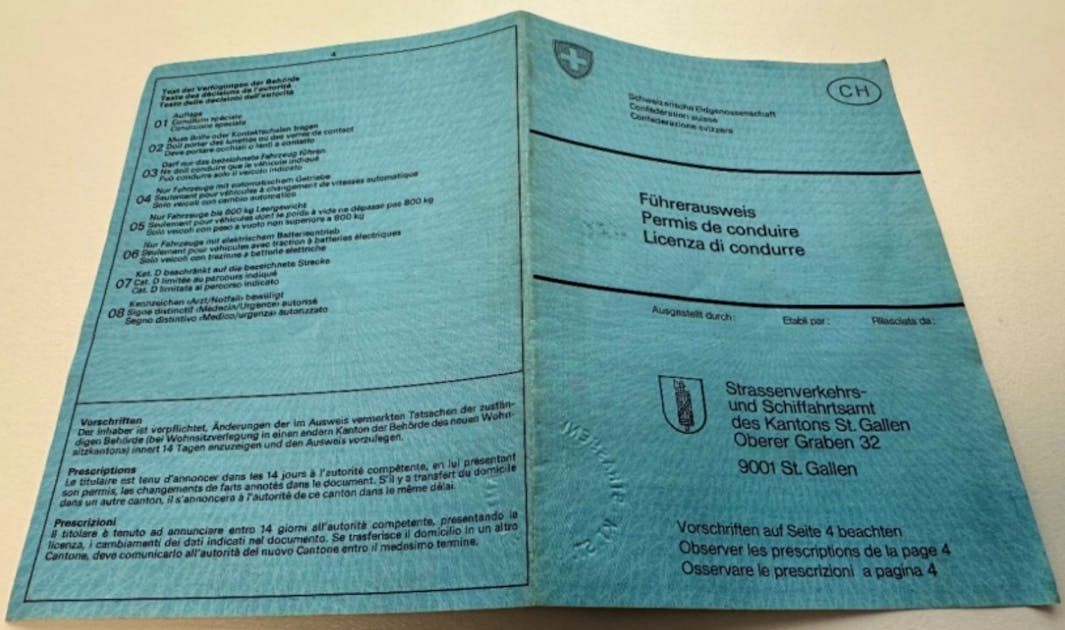 300,000 false tickets in circulation: Driver's license changeover: the ...