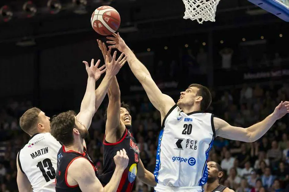 Basket: Festa friborghese in Coppa | blue News