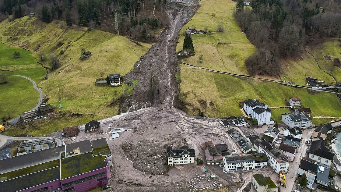 Ostschweiz: Der Erdrutsch in Schwanden GL wird nun geräumt | blue News