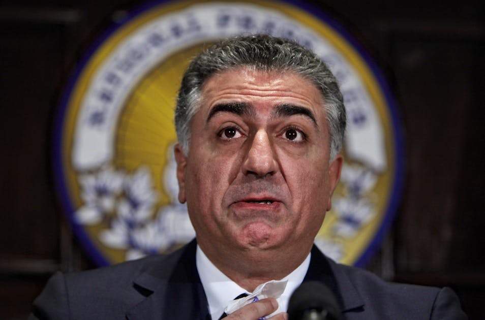 Iran: Protests escalate - what role does exiled Prince Reza Pahlavi ...