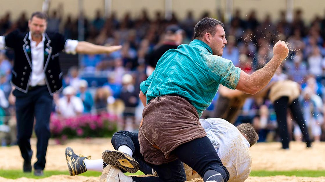 Schwingen: Sechsmal die Maximalnote für Joel Strebel | blue News