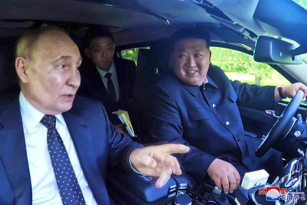 What can the Aurus Senat do?: Putin gives Kim a Russian limo - and gets ...