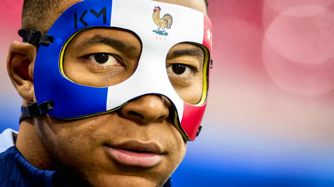 No Ninja Turtle after all: Mbappé presents his face mask | blue News