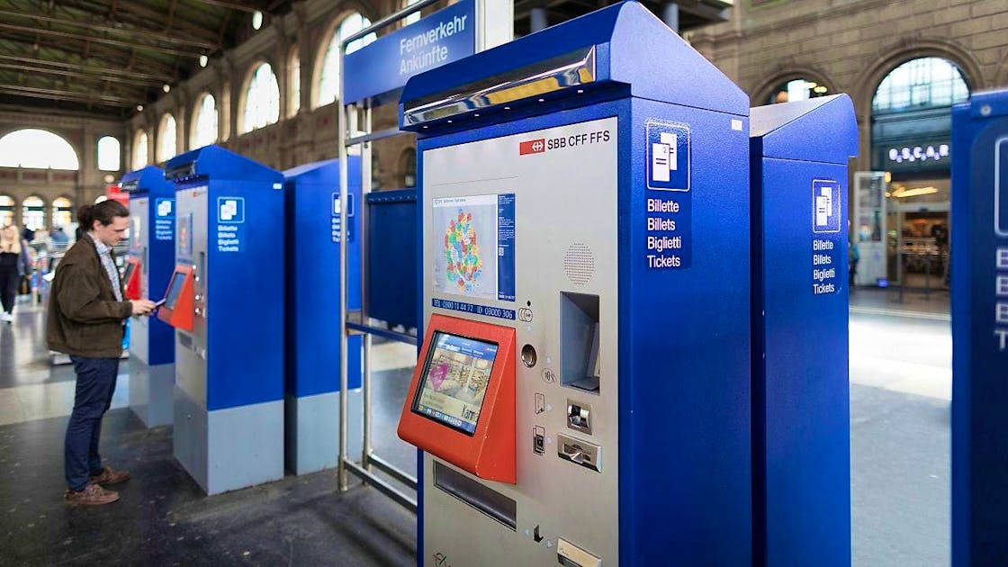 SBB ticket sales at ticket machines and online possible again | blue News