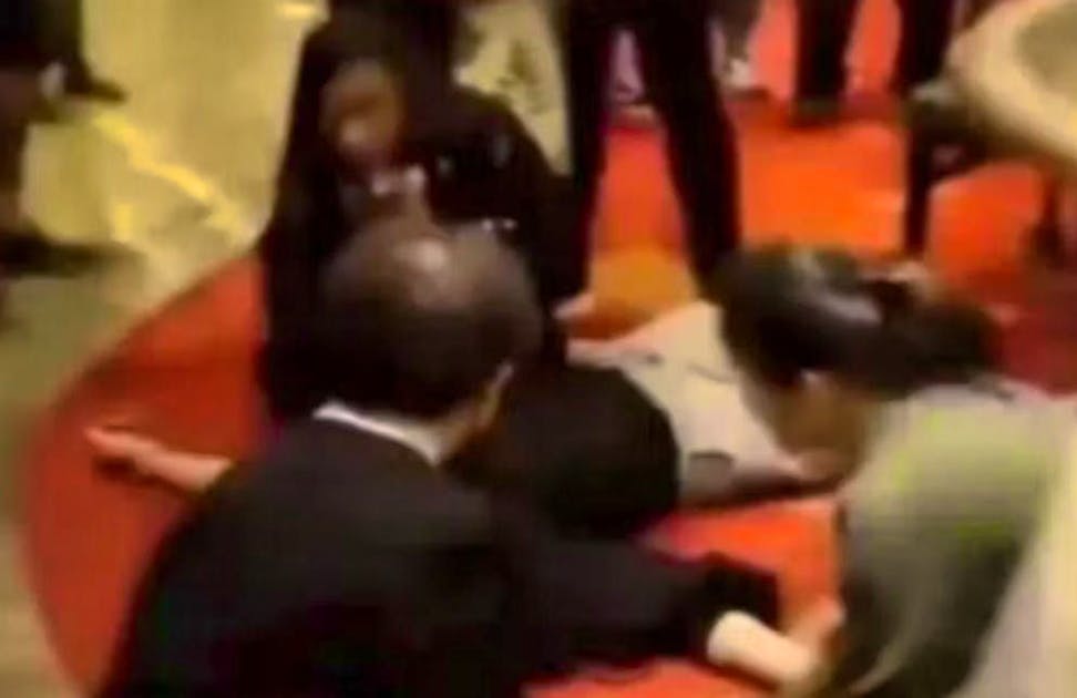 Heart attack in the casino: Gambler wins millions and collapses | blue News