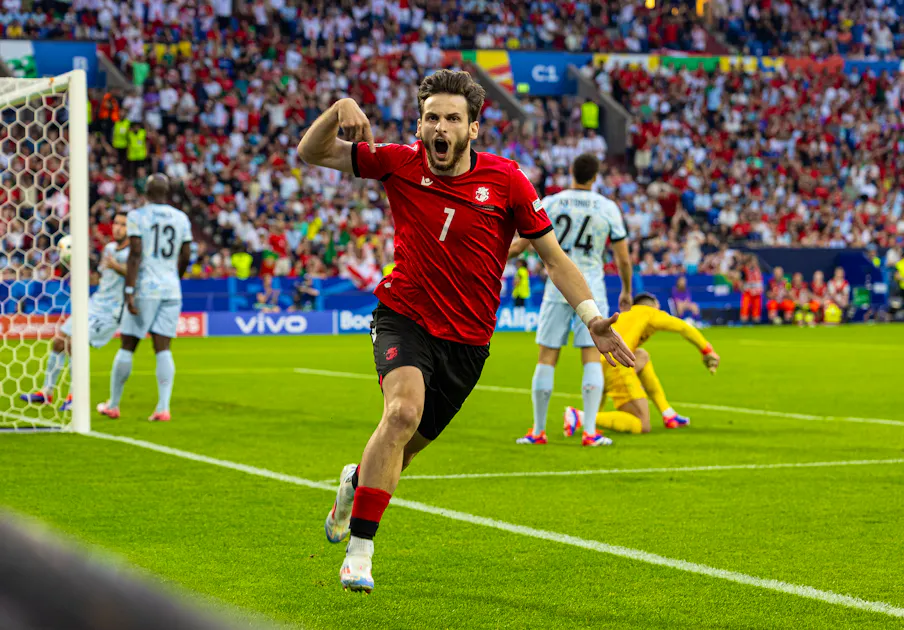 Euro 2024: Prodigieux : la Géorgie renverse le Portugal et passe en ...