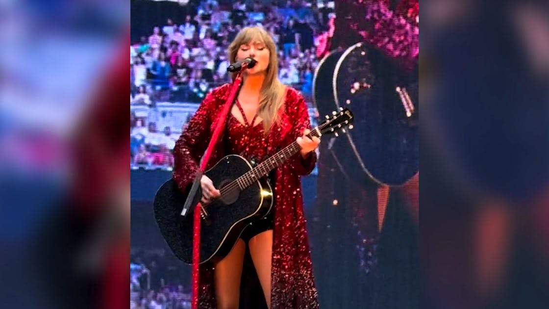 Störung mitten im Song: Taylor Swift verschluckt Insekt während Konzert ...