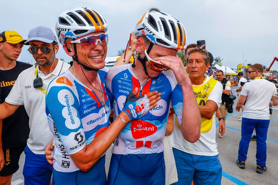 Bardet s'offre le premier maillot jaune pour son dernier Tour | blue News