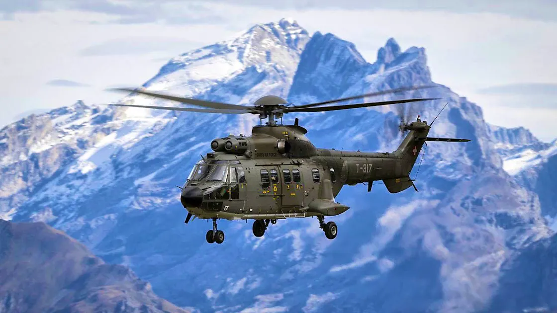 Hurricane: Army helps with Super Puma helicopters in the storm areas ...