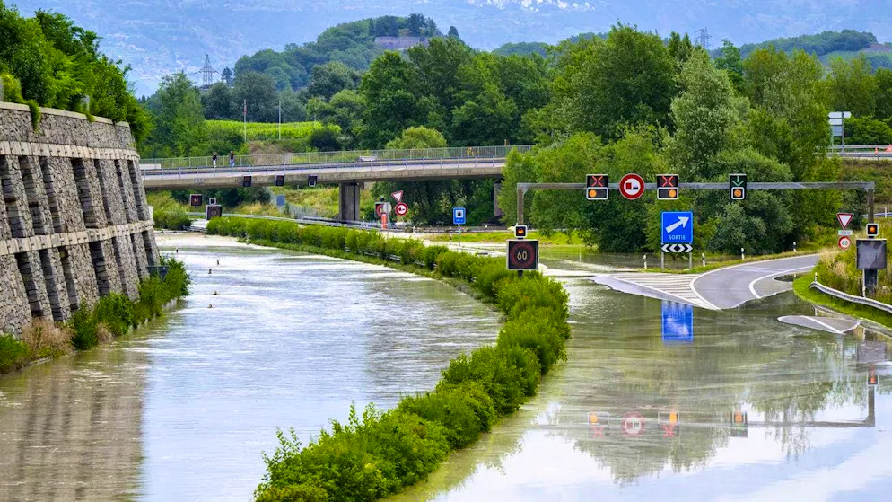 These Swiss passes and roads are currently closed | blue News
