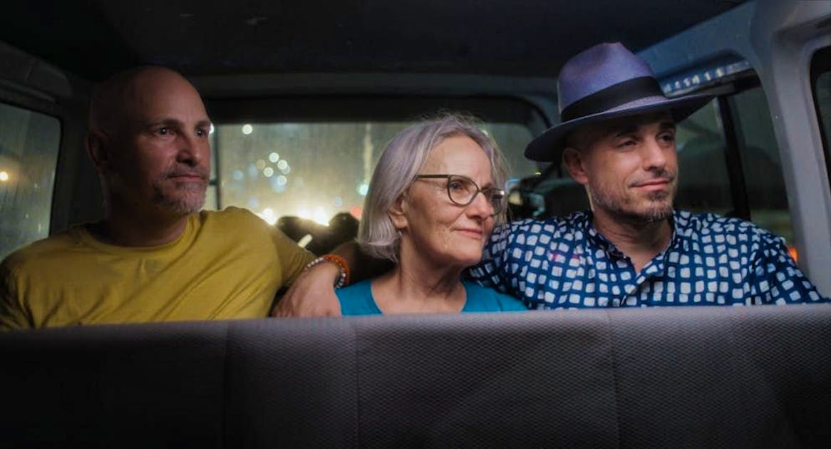 "Hippie Bus" singer in the movies: This is how emotional Dodo's return ...