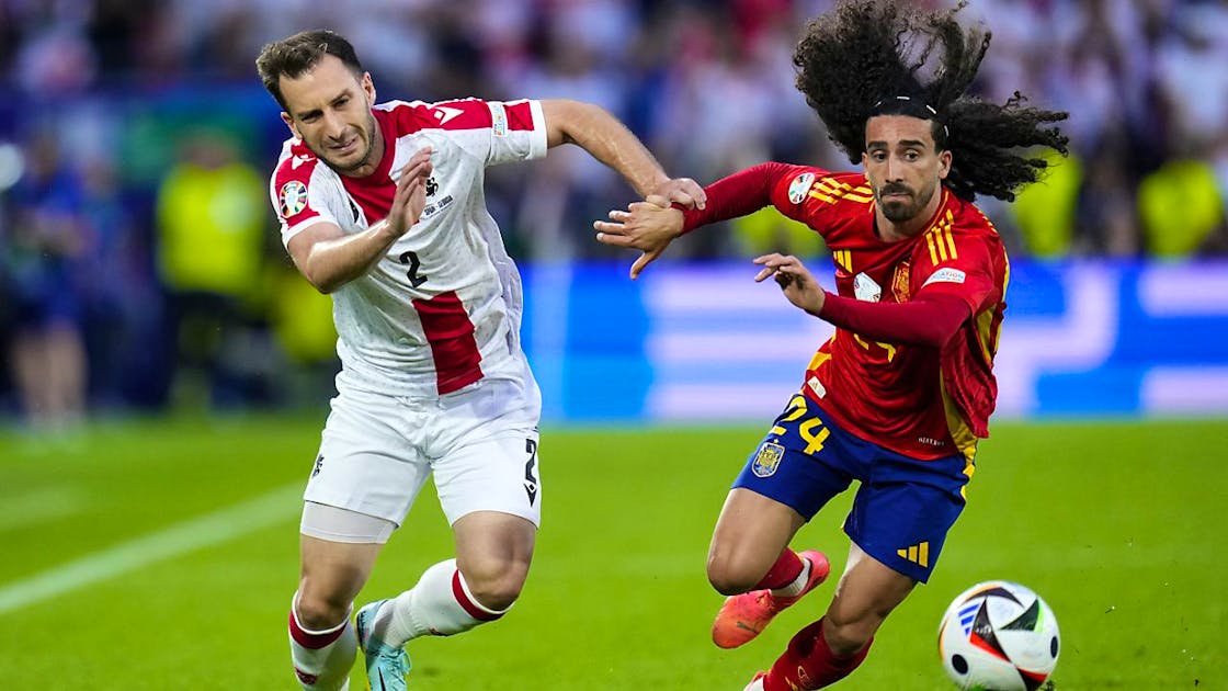 Splitter: Haarpracht für Mama und ein Flug zum Abwinken | blue News