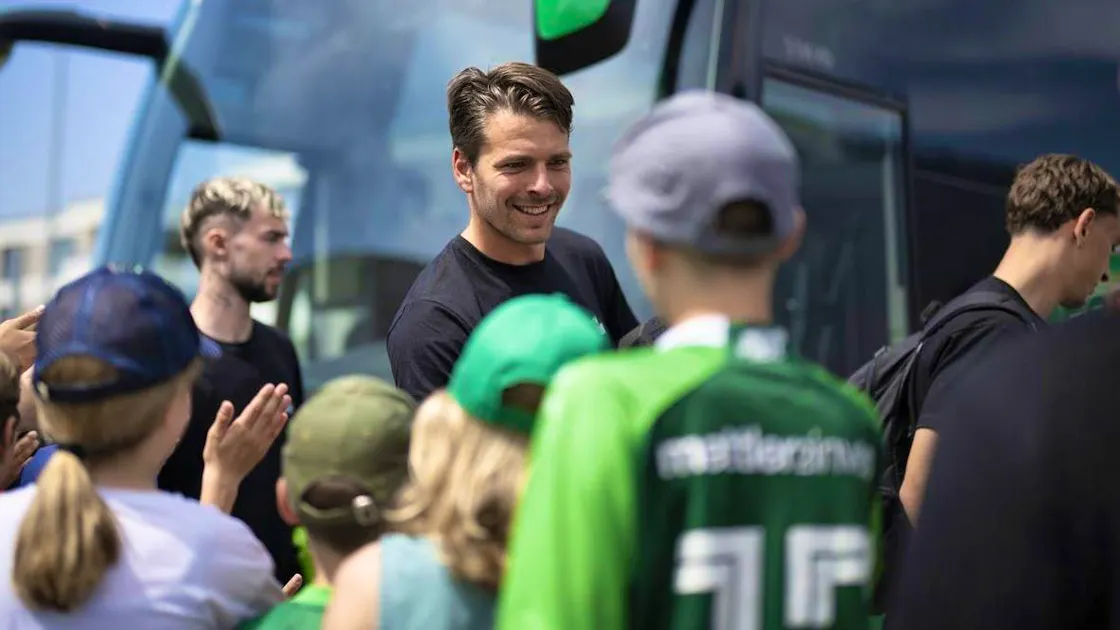 FCSG captain Görtler surprises fans with handwritten declaration of ...