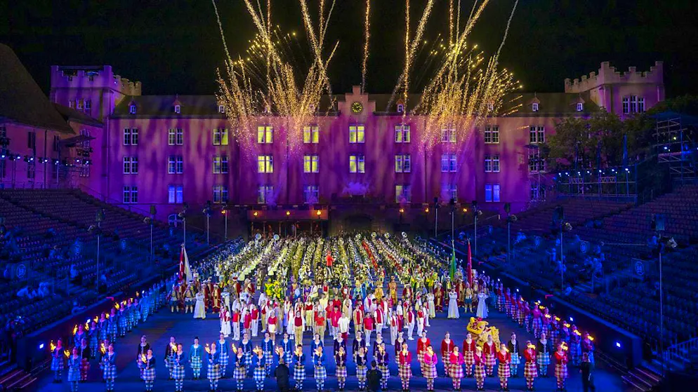 Mysterious: Military music meets pop and hits at the Basel Tattoo 2024 ...