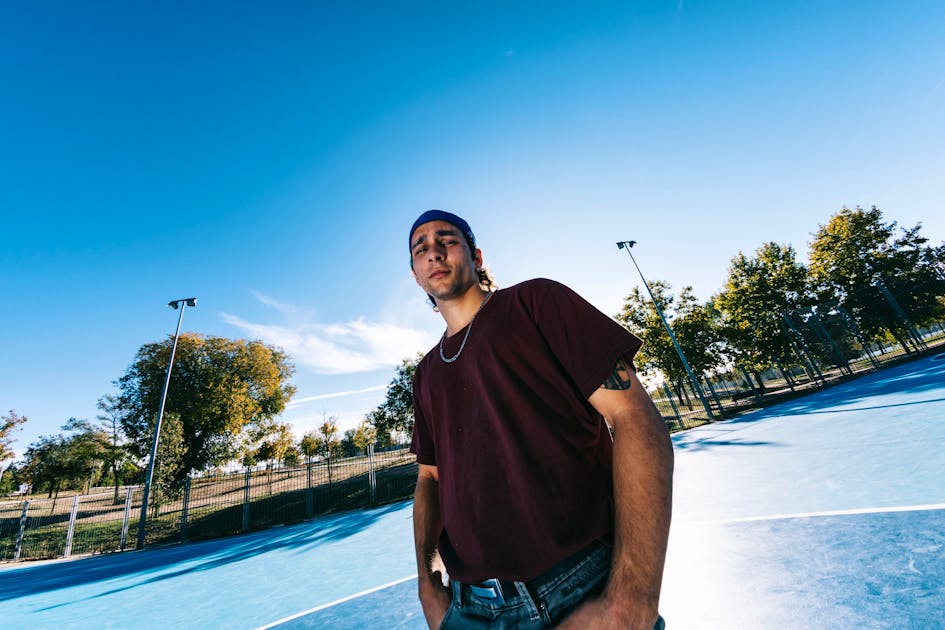 Weird TikTok trend: Are you a "talahon"? | blue News