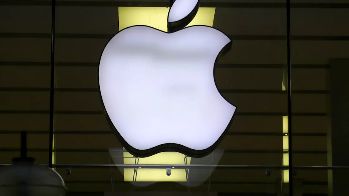 Information Technology: iPad helps Apple overcome iPhone decline | blue ...