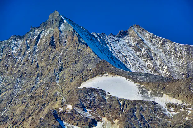 77-year-old Swiss man falls 50 meters and dies | blue News