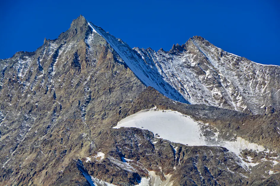 77-year-old Swiss man falls 50 meters and dies | blue News