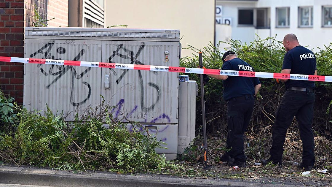 Germany: German police continue investigation into Solingen knife ...