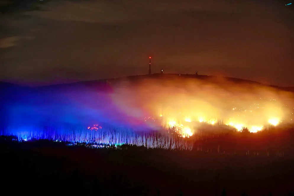 Brocken, Harz Mountains: Huge forest fire breaks out in Germany | blue News