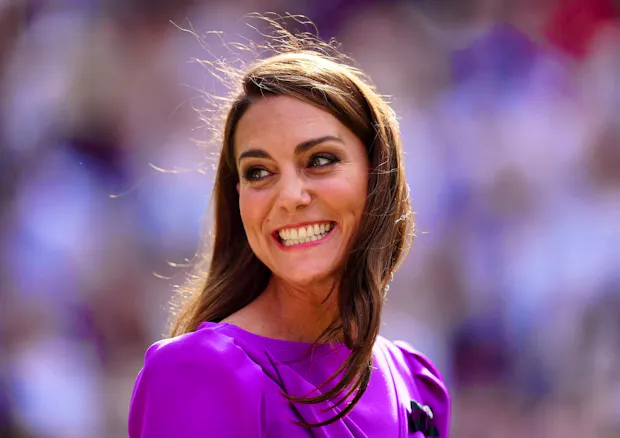 Princess Kate makes her first public appearance | blue News