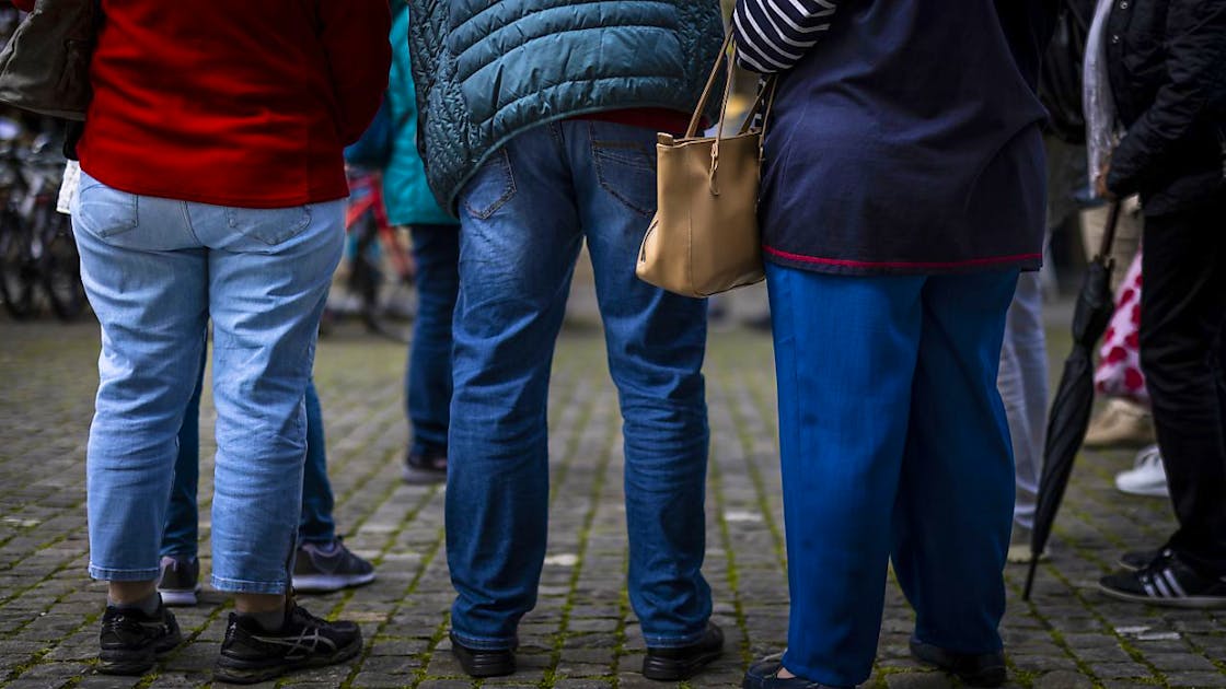 Old-age provision: Confederation expects 2.5 billion less AHV ...