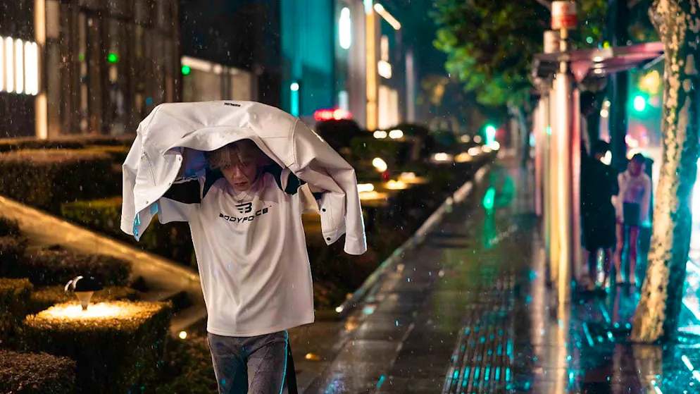 Storm: Typhoon "Bebinca" reaches Chinese metropolis Shanghai | blue News