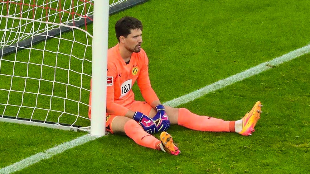 5:1 thrashing: Stuttgart shoot Kobel's stall full and give Dortmund a ...