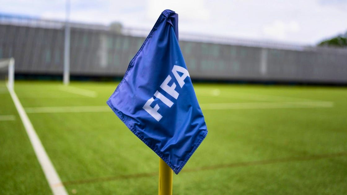 Règlement des transferts: Après l'arrêt Lassana Diarra, la FIFA ouvre ...