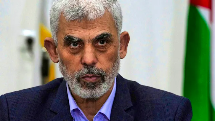 Politics: Israeli army: Examining possible death of Sinwar | blue News