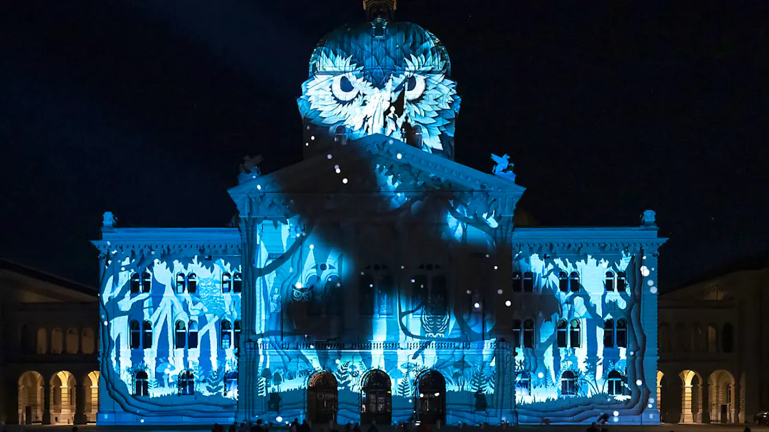 Almost 20,000 people at the premiere of "Volare" on the Bundesplatz ...