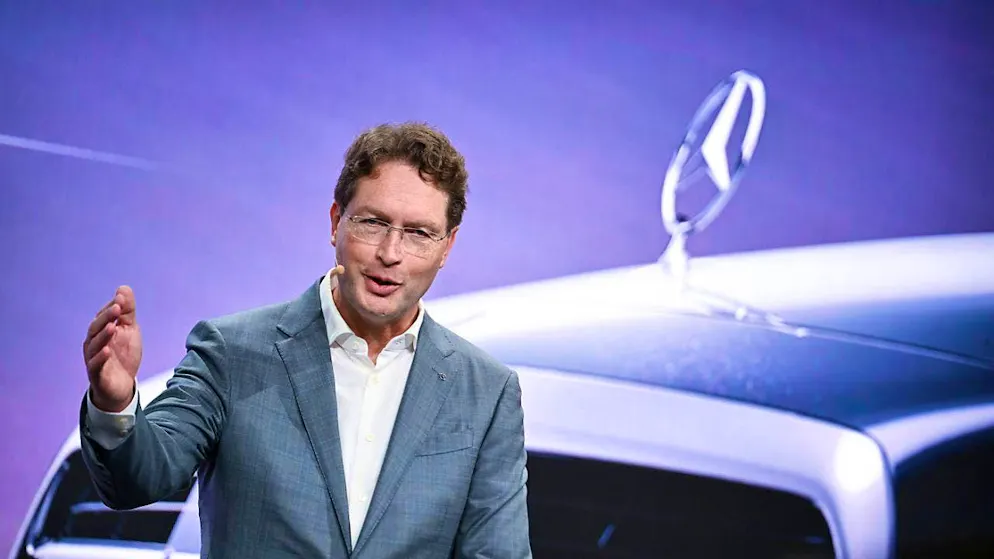 Car industry: Mercedes boss opposes EU tariffs on Chinese e-cars | blue ...