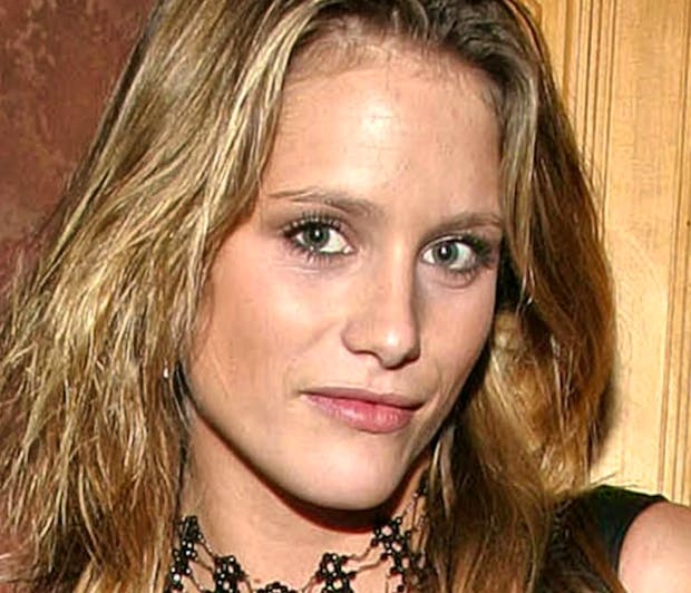 Model Georgina Cooper dies shortly after wedding on Crete | blue News