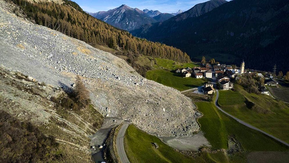 Rockfall: Great psychological strain for the threatened population of ...