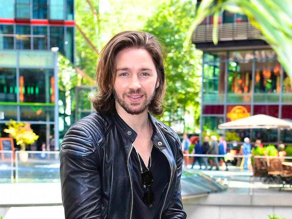 Gil Ofarim returns with a video | blue News