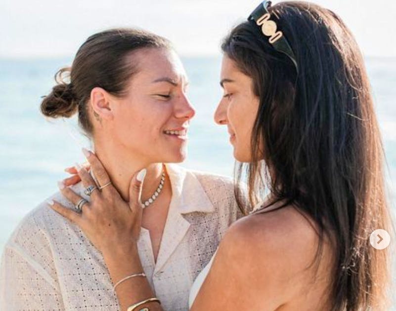 Nati-Star im Baby-Glück: Ramona Bachmann und ihre Frau Charlotte ...