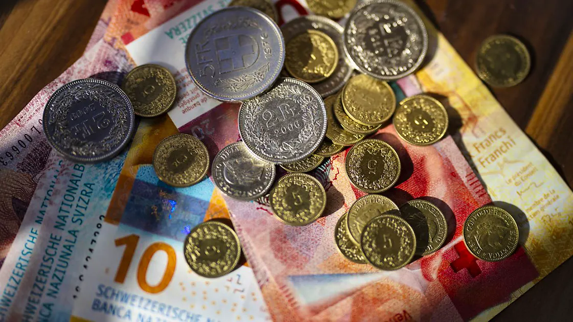 Minimum wage: Administrative court overturns minimum wages in Zurich ...