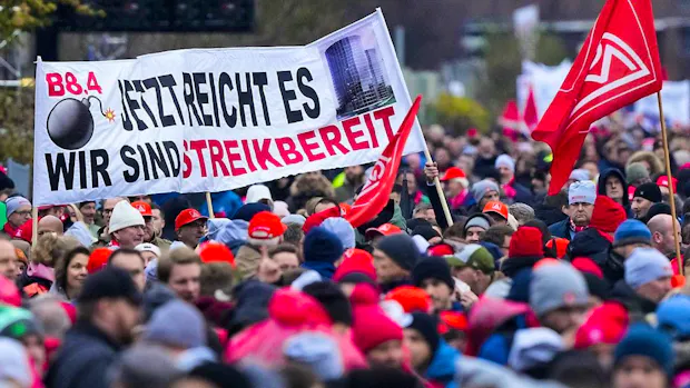 Car industry: Warning strike at VW in Wolfsburg has begun | blue News