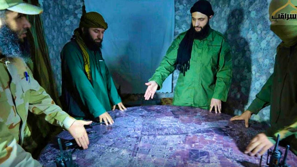 Extremist becomes politician: What is al-Julani planning in Syria ...