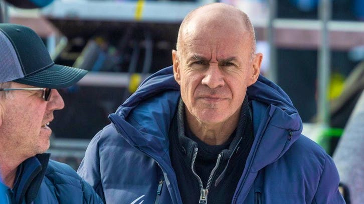 Ski stars increase pressure on Eliasch: "We demand more transparency ...