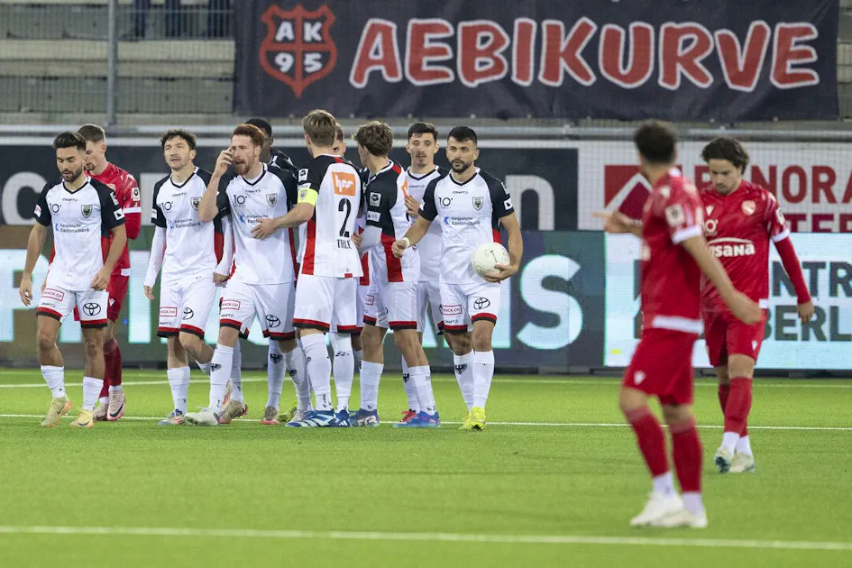 Challenge League: Aarau turn the game around against Xamax and stay at ...