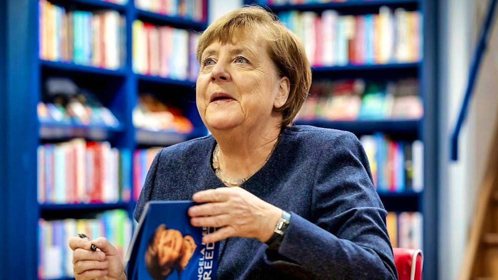 Literature: Publisher: Sensational sales of Merkel's "Freedom" | blue News
