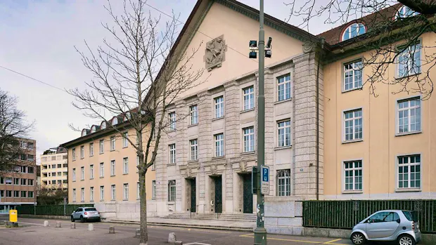 Sexual offenses: Accused asks for "very last chance" in Zurich court ...