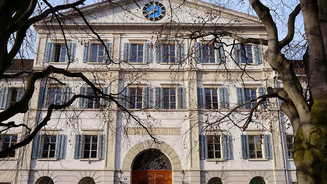Missbrauch: Zürcher Obergericht verurteilt junge Männer im «Loverboy ...