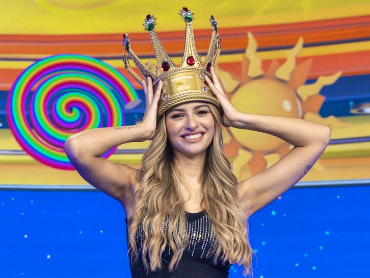 Ecco chi è la nuova Velina bionda di «Striscia la notizia» | blue News